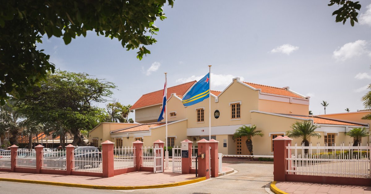 Governor receives Secretary General of the Ministry of Defense ...