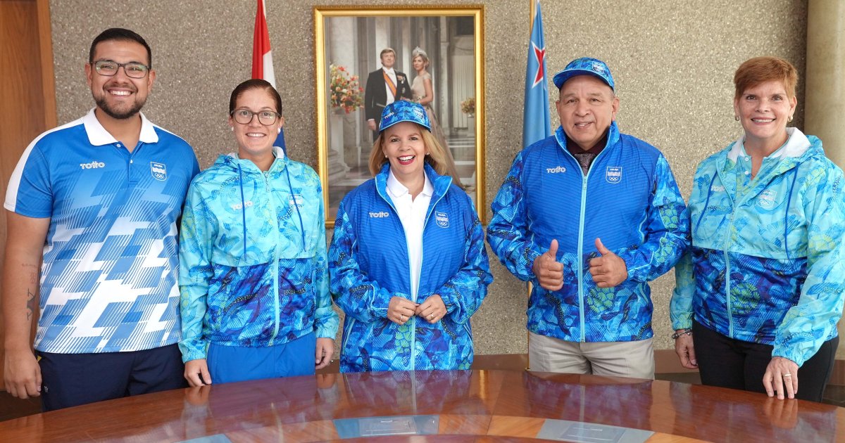 Aruba Olympic Committee presents delegation uniforms to the Prime ...