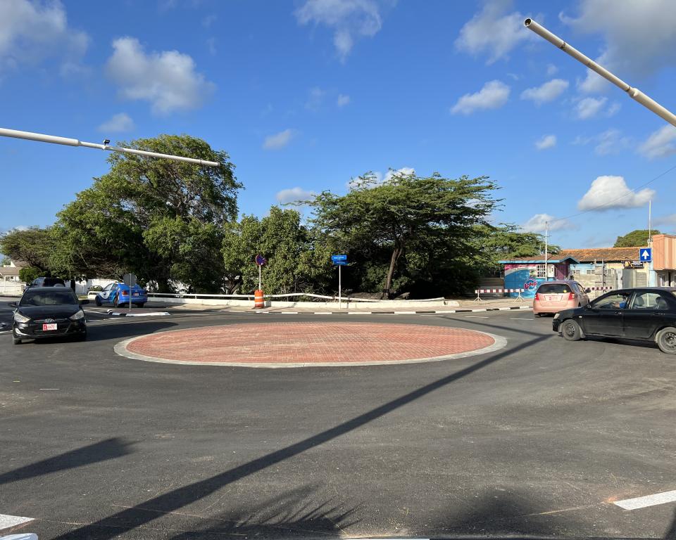 Proyecto "overrijdbaar rotonde" | Dienst Openbare Werken Aruba