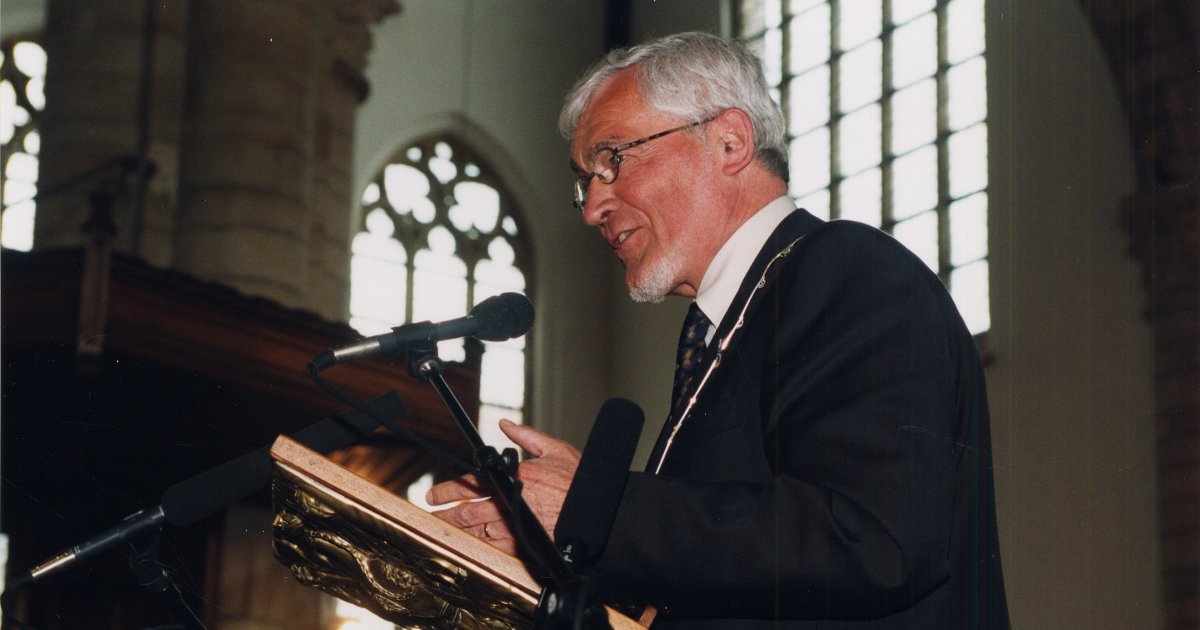 Oud-burgemeester J.C.Th. (Jaap) van der Doef overleden | Gemeente ...