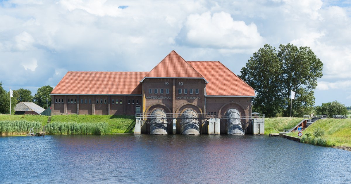 Restauratie buizen gemaal Stroink, Vollenhove | Waterschap Drents ...