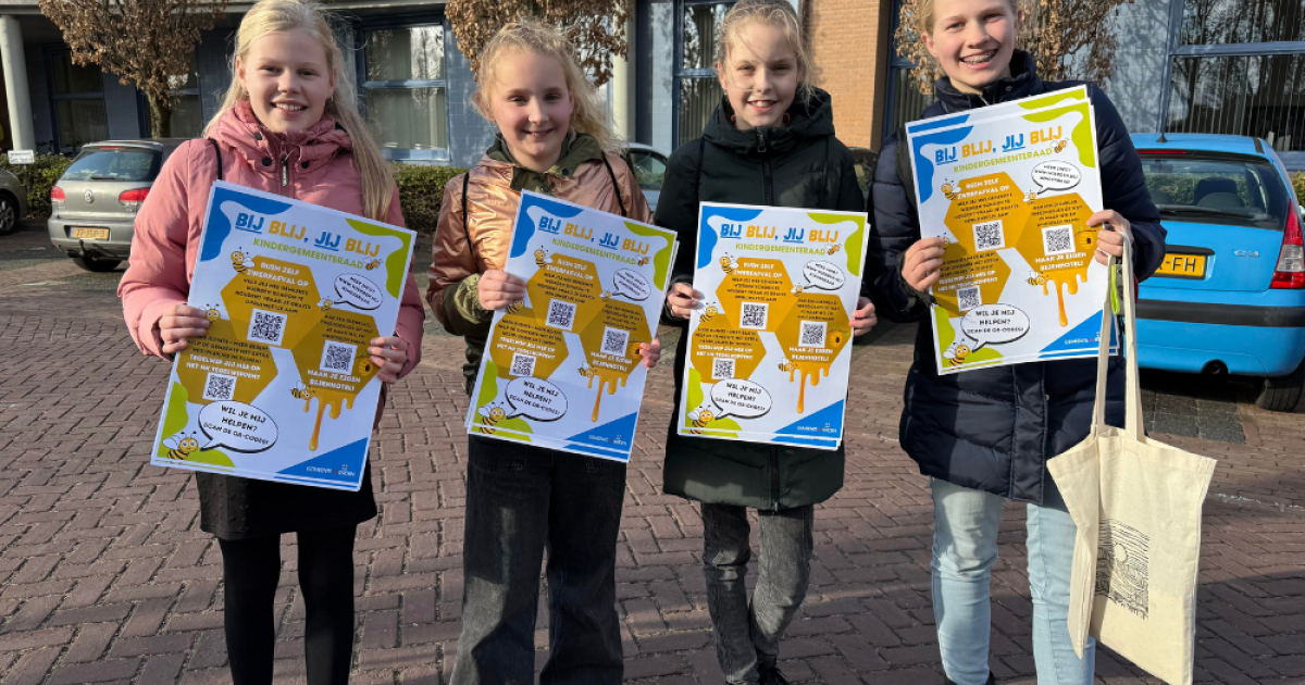 Kinderraad maakt een poster voor de bij: 'Bij blij, jij blij ...